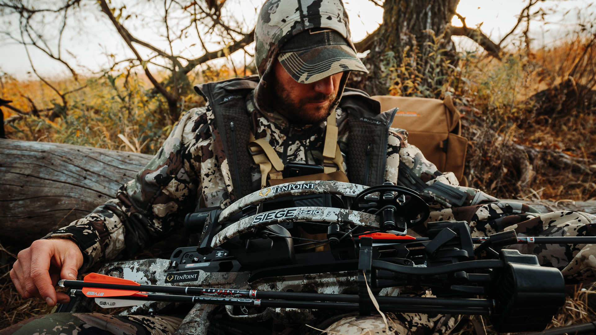 Whitetail Hunting With The TenPoint Siege RS410 Crossbow - Hunt Stand